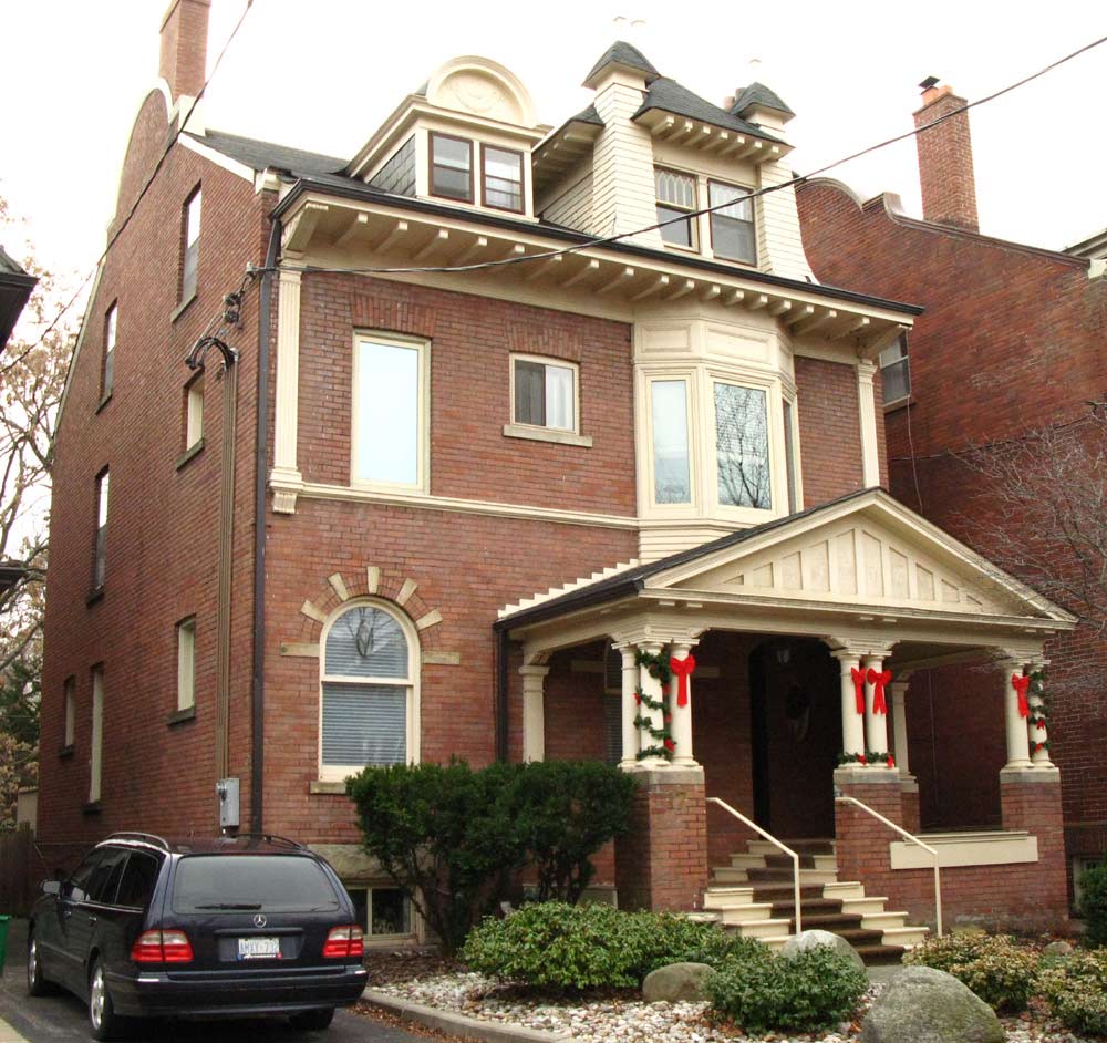 ACO Toronto - 17 Maple Avenue