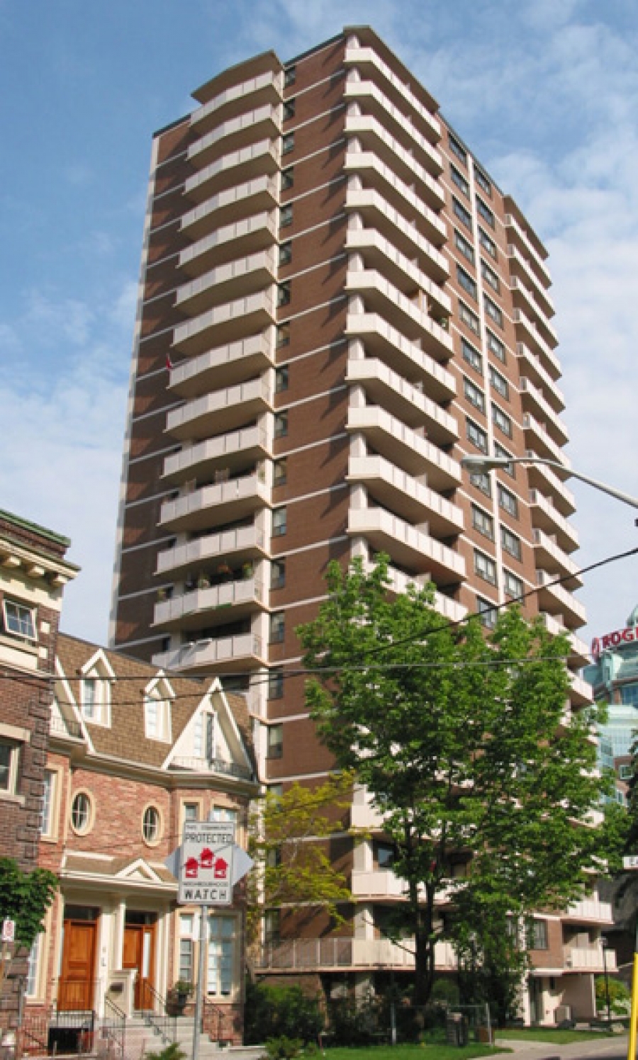 ACO Toronto - Huntley Apartments