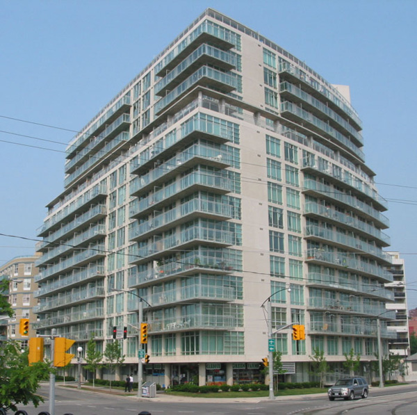 ACO Toronto - Atrium on Queens Quay