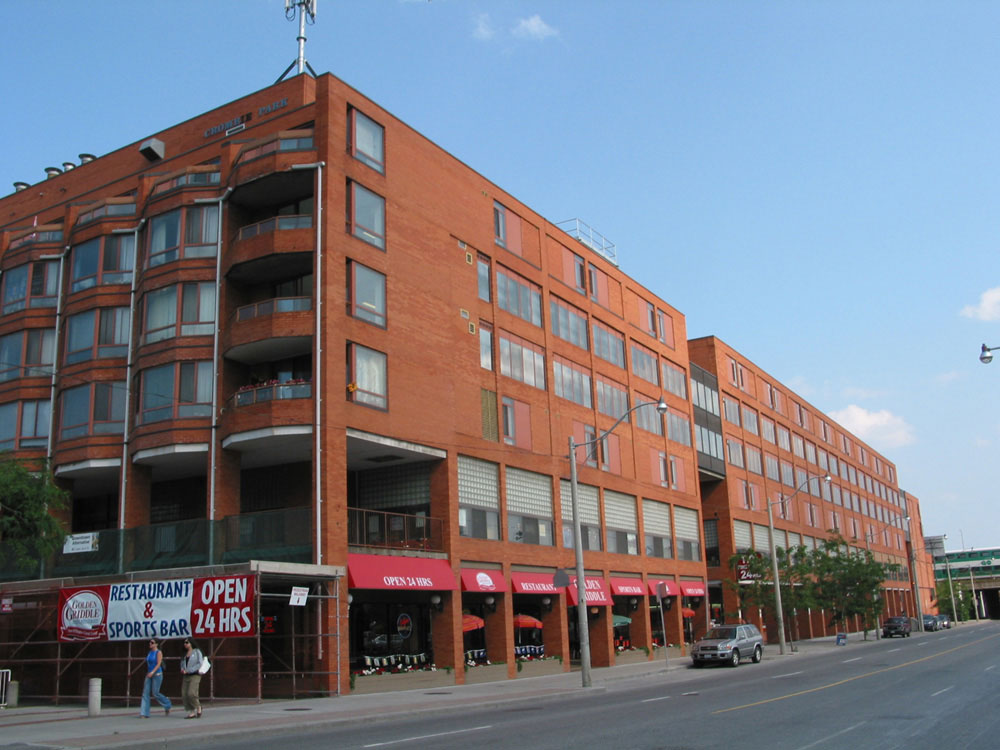 ACO Toronto - Crombie Park Apartments