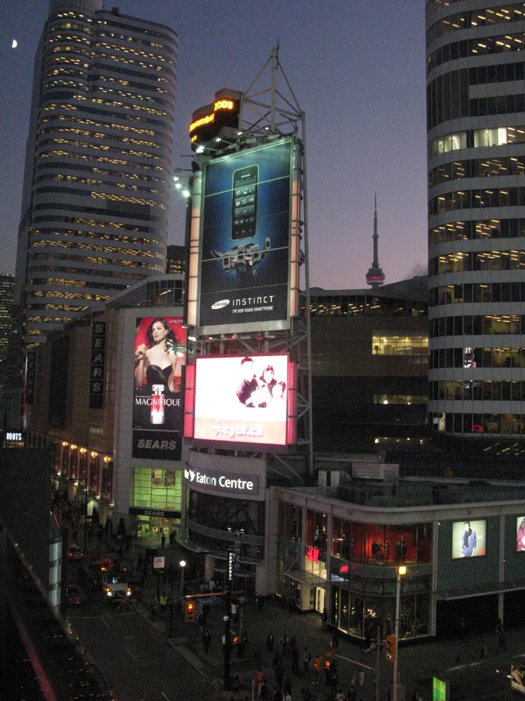 ACO Toronto - Eaton Centre