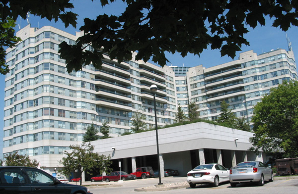 ACO Toronto - Lawrence Birchmount Centre
