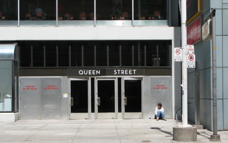 ACO Toronto - Queen Subway Station