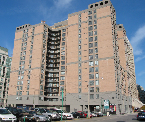 ACO Toronto - University Plaza