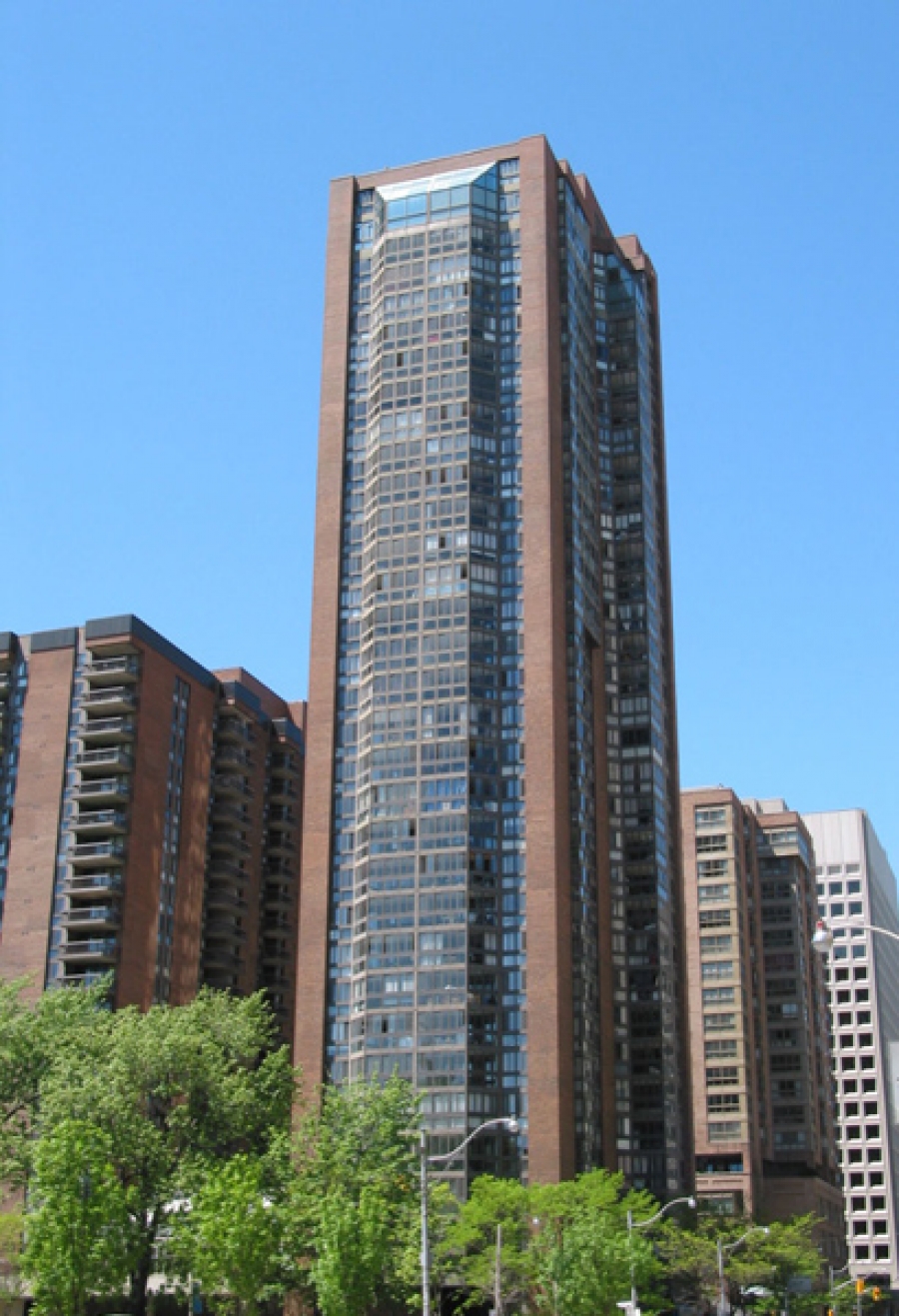 ACO Toronto - Bay-Charles Towers