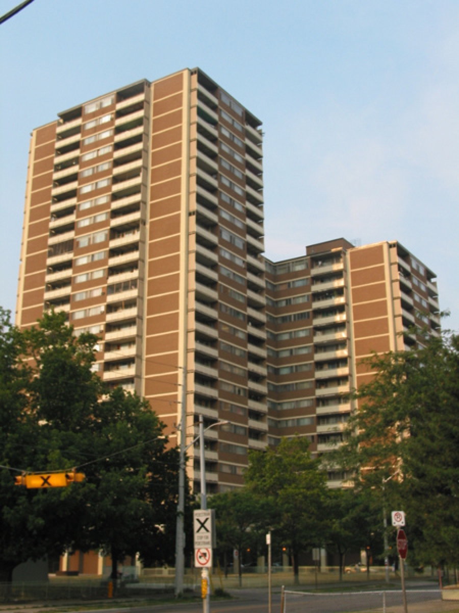 ACO Toronto - 444 Lumsden Avenue