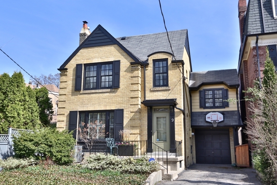 ACO Toronto - 9 Rolland Road